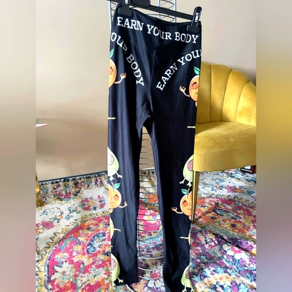 custome design leggings | Pants & Jumpsuits | Onw Of A Kind Rare ...